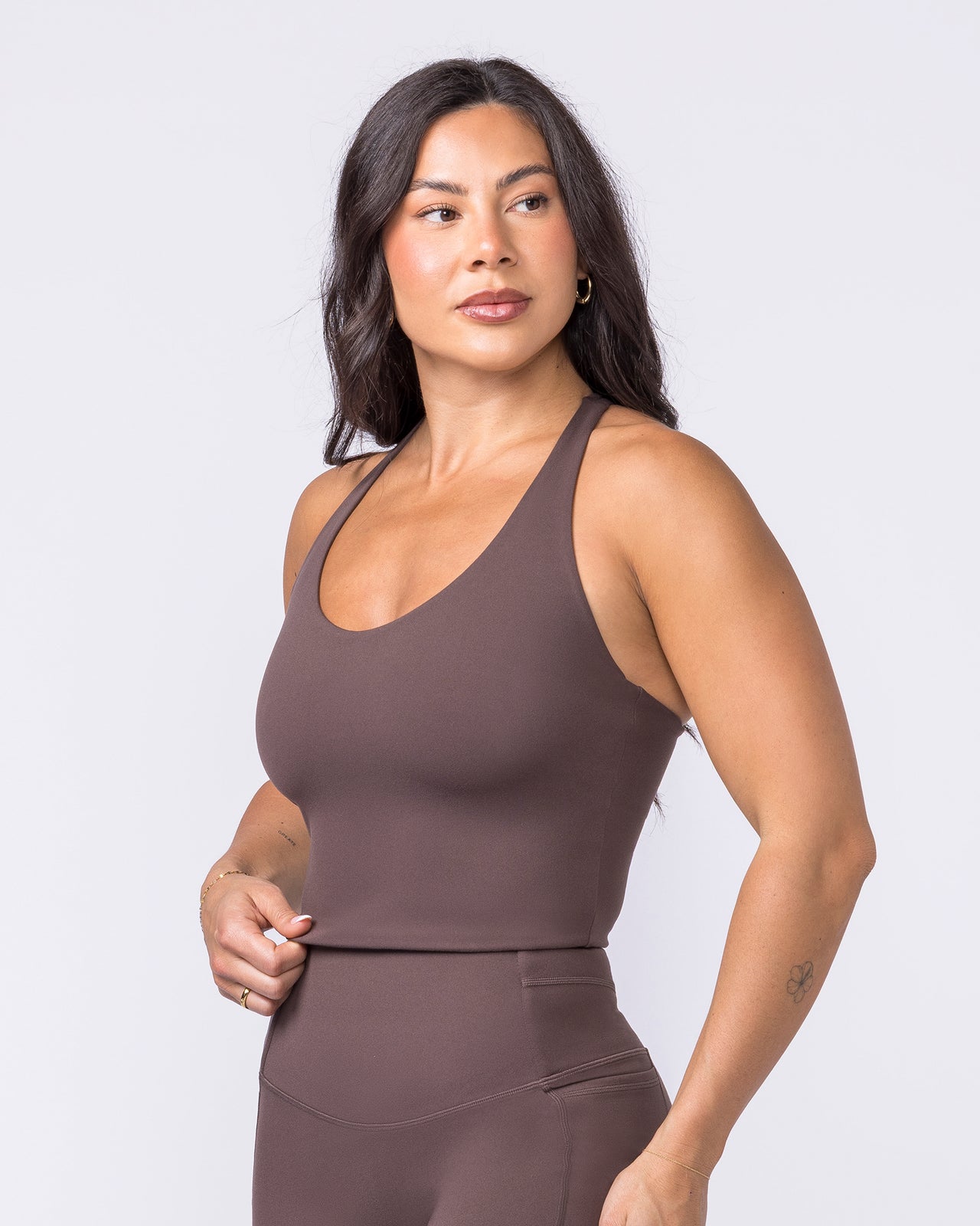 Everyday Form Cropped Tank - Cola – Muscle Nation