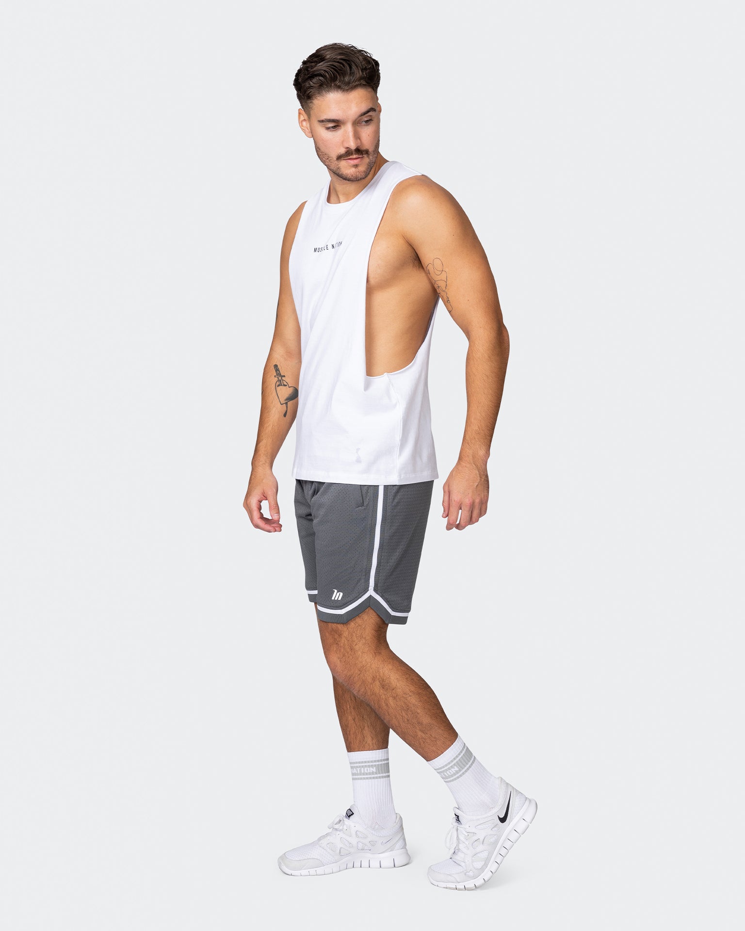 Ultra Drop Arm Tank - White – Muscle Nation